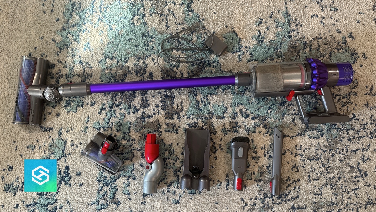 How to Empty a Dyson Vacuum? (With Video)